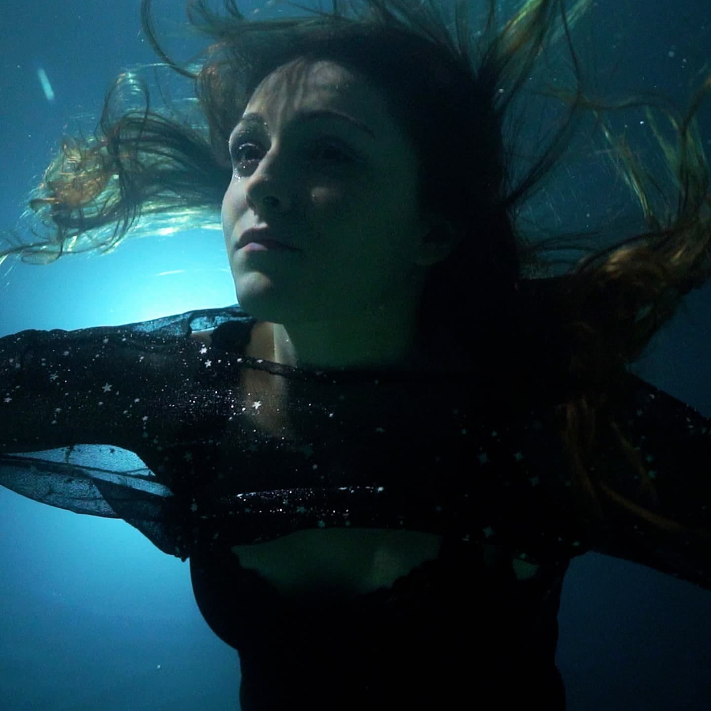 Maiah Wynne’s Debut Solo Album – “Out of the Dark” | Progressive Rock ...