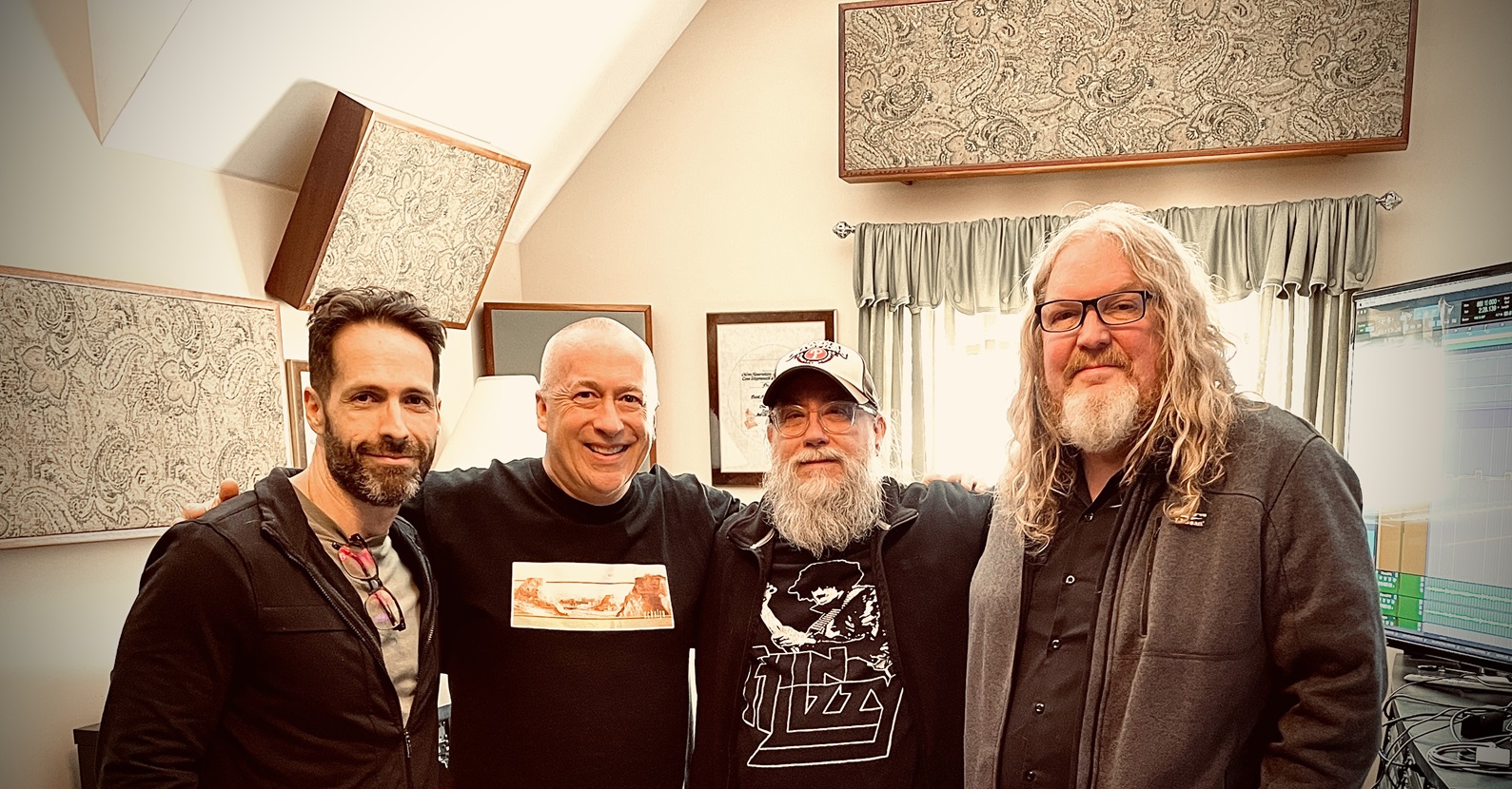 Echolyn – “Time Silent Radio II” and “Time Silent Radio vii ...